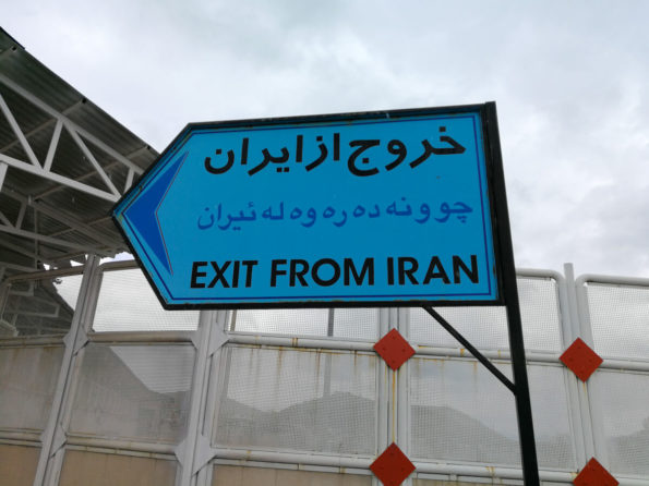 Iran-Iraq border crossing - Against the Compass