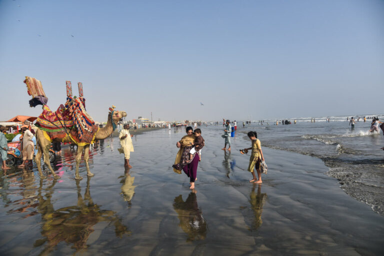 50 Photos of Pakistan that you won't see in the news - Against the Compass